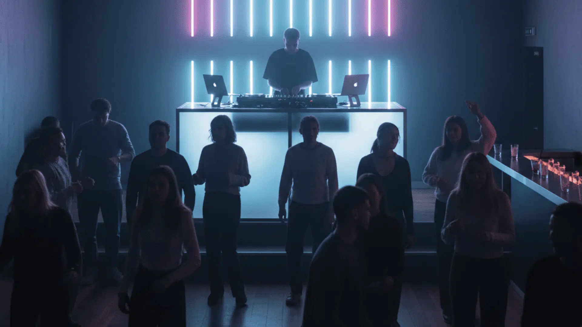 30 Types of House Music: Find Your Favorite Style - The Idolpad