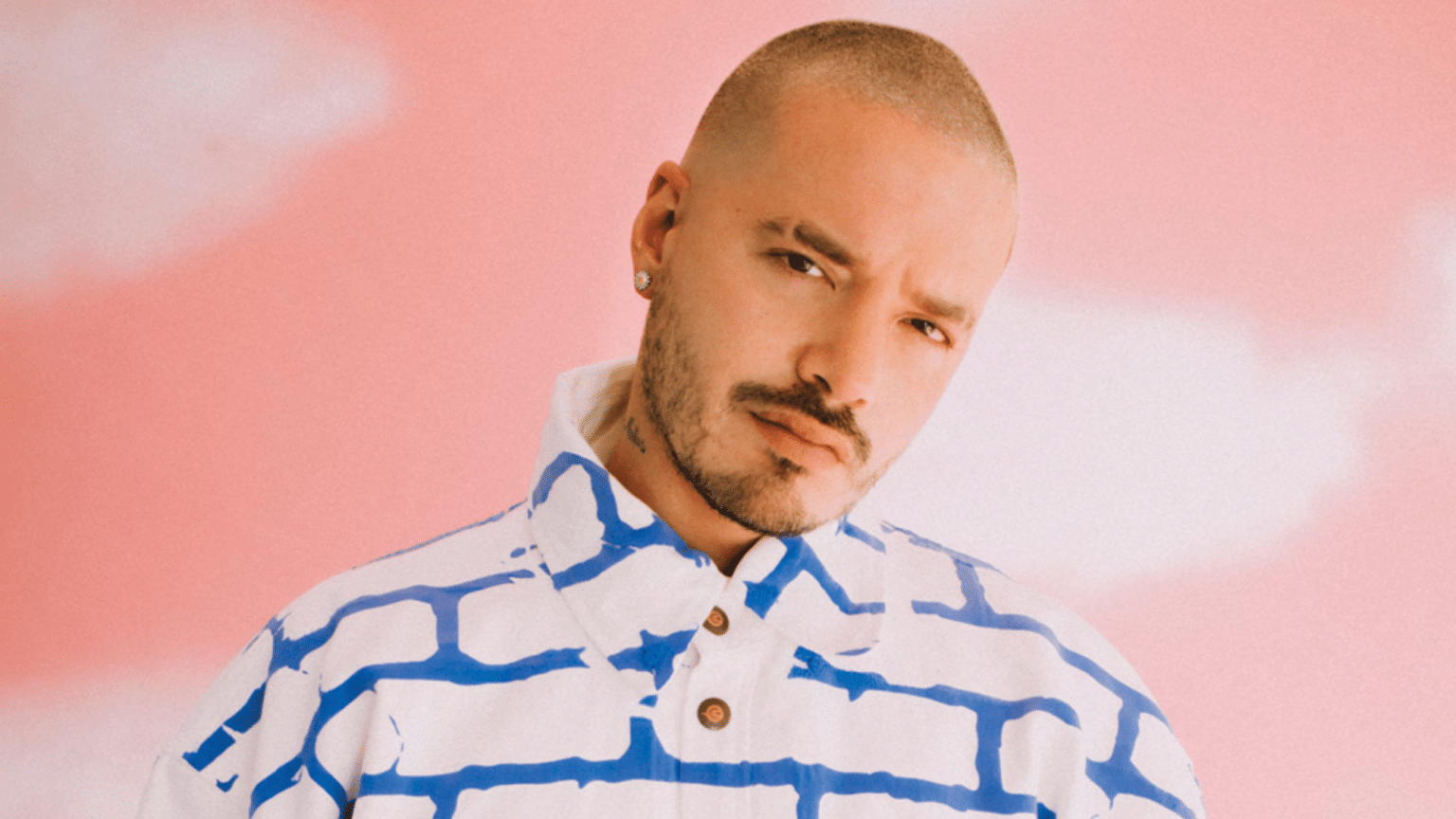 32 Famous Hispanic Musicians & Their Legacy - The Idolpad